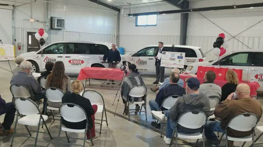Cedar, Knox Counties get a look at expanded public transit services ...