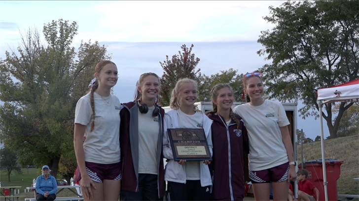 Two freshmen run away with first place in Class D District 2 cross ...